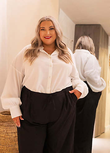 In The Style Jess Millichamp Curve White Oversized Shirt | Kaleidoscope