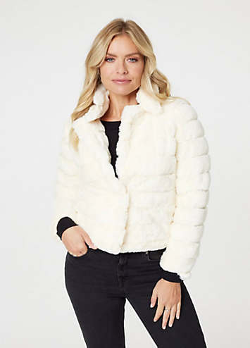 Izabel London Cream Faux Fur Cropped Jacket | Kaleidoscope