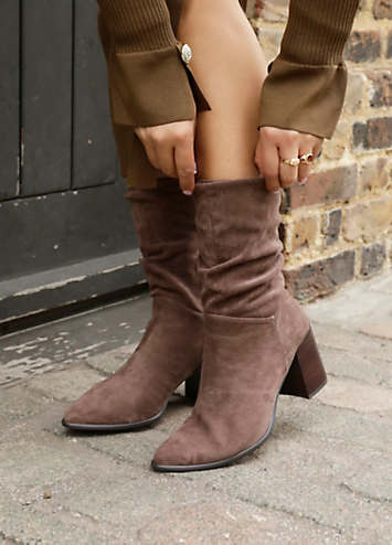 Linzi Wisteria Mocha Suede Western Style Ruched Boots with Leather Stacked Heel | Kaleidoscope