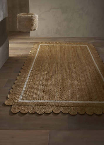 The Homemaker Rugs Collection Pure Jute Scalloped Rug | Kaleidoscope