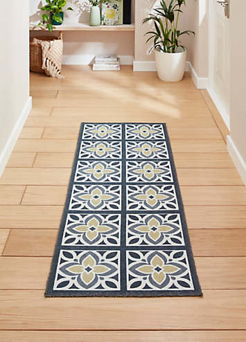 Think Rugs Victoria Flower Runner | Kaleidoscope