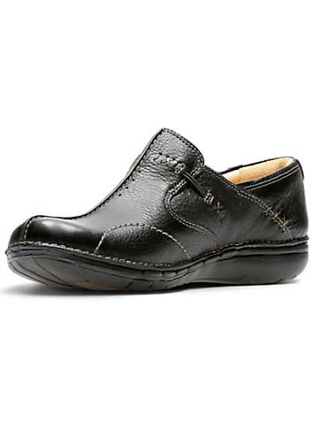 Un Loop Shoes by Clarks - D Fit | Kaleidoscope