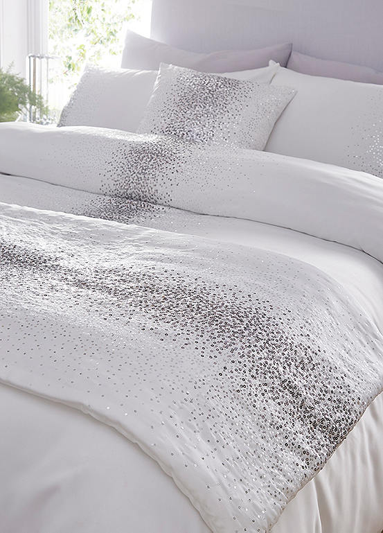 Freemans Home Ombre Sequin Silver Runner | Kaleidoscope