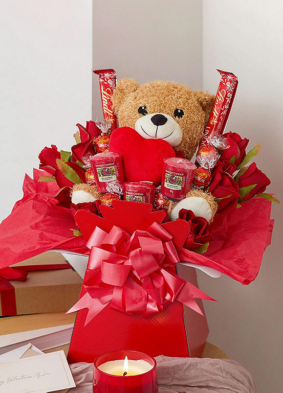Funky Hampers The Ultimate Chocolate & Yankee Candle Valentine’s ...