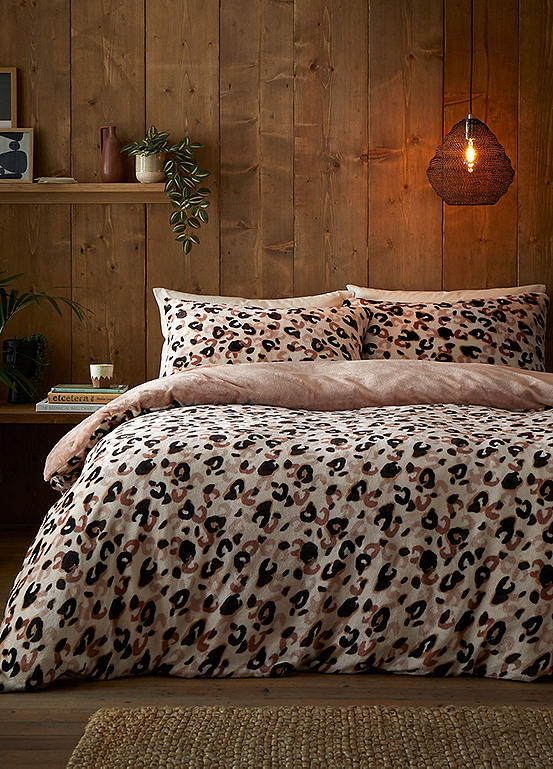 Fusion Snug Cosy Leopard Fleece Duvet Cover Set | Kaleidoscope