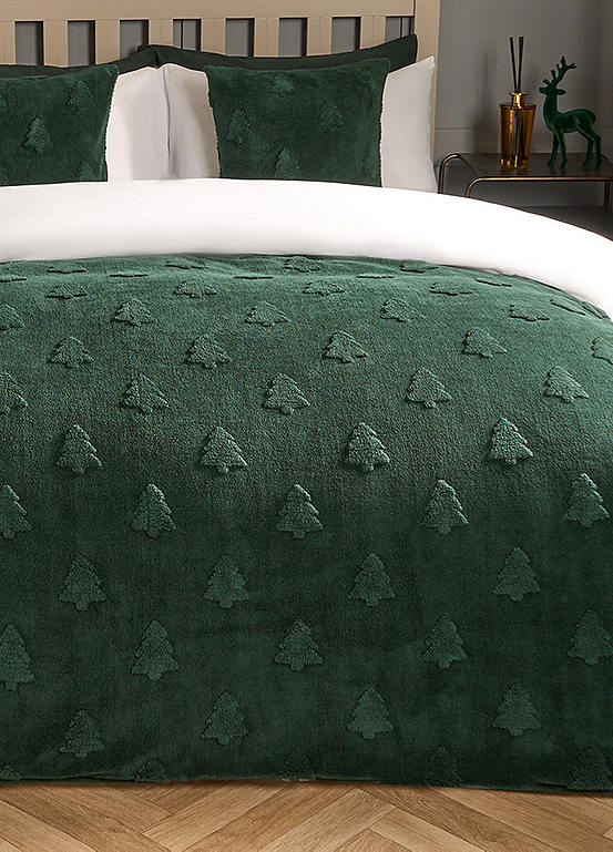 Online Home Shop Christmas Tree Fleece Throw | Kaleidoscope