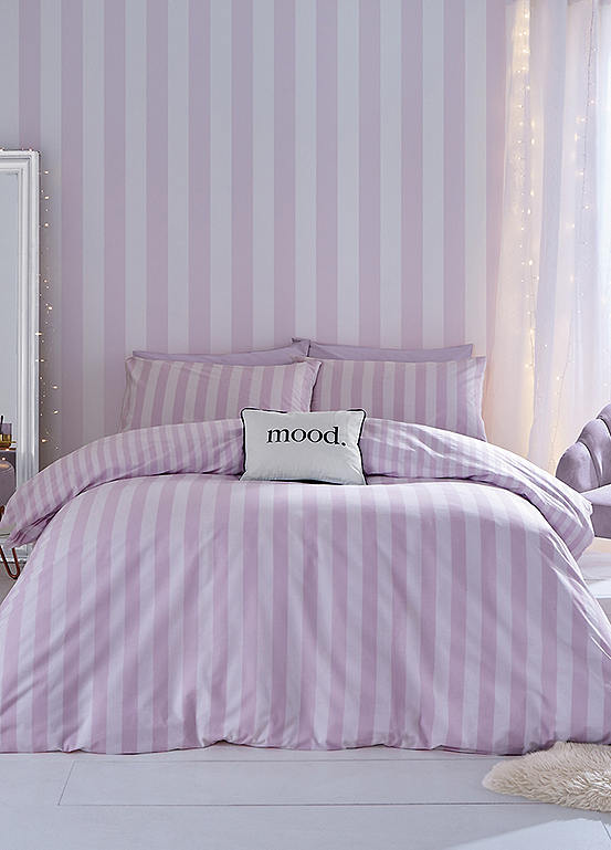 Sassy B Stripe Tease Wallpaper | Kaleidoscope