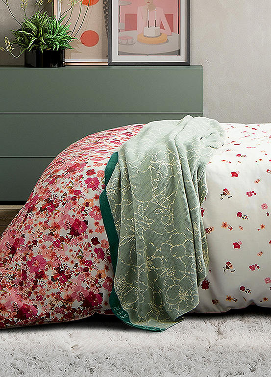 Ted Baker Pressed Flowers 100% BCI Cotton Throw | Kaleidoscope